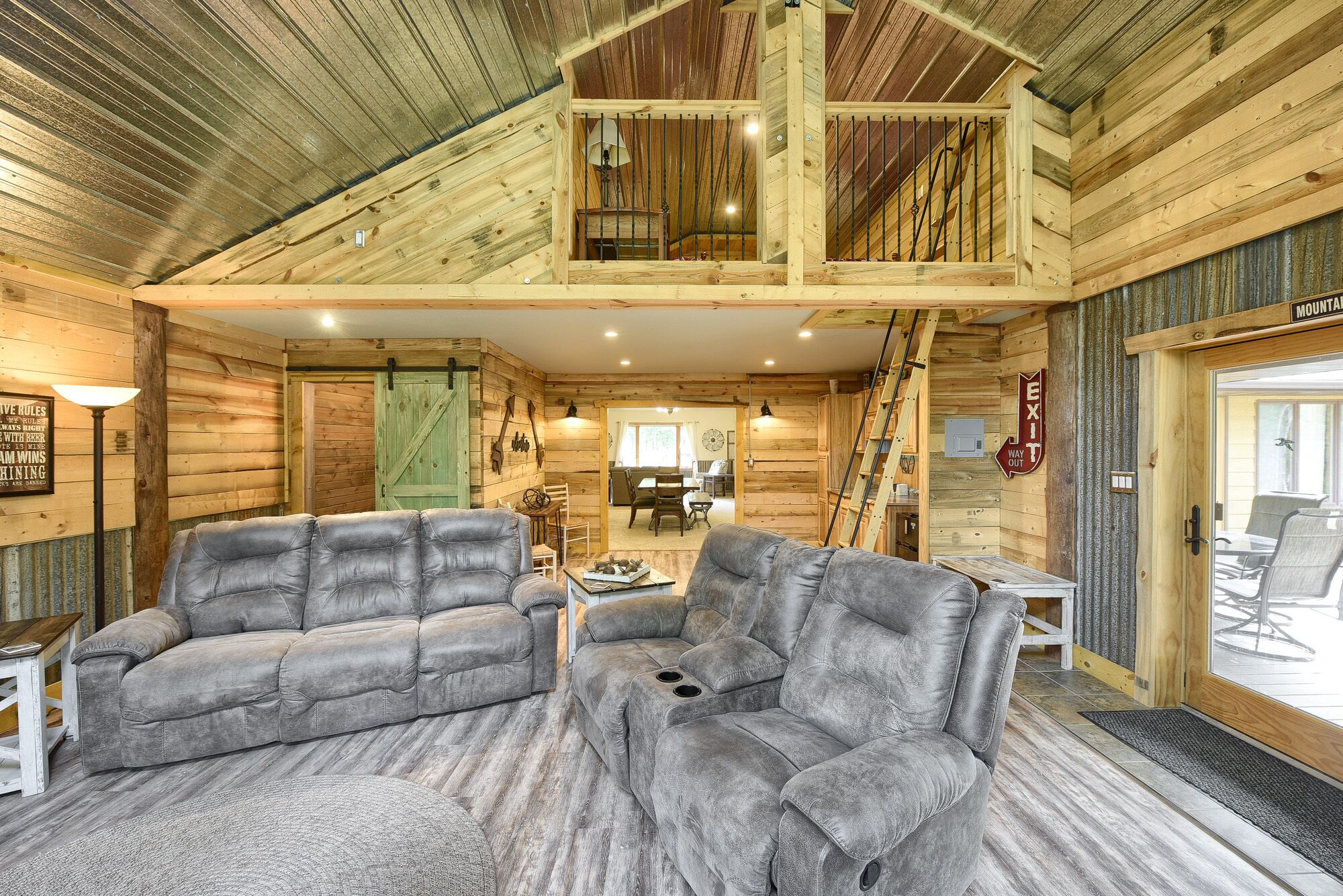 Unique Updated Property Surrounded By Forest With Small Pond W/ Hot Tub - South Dakota