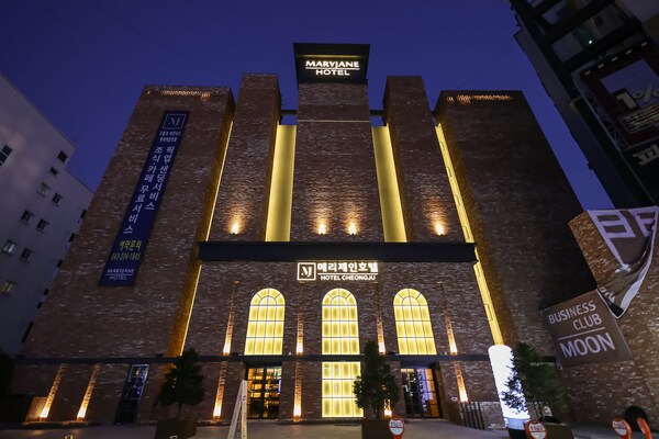 Cheongju Maryjane Hotel - Cheongju
