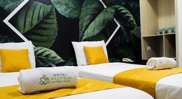 Quarto Duplo Standard | Com decoração personalizada, secretária, quartos insonorizados 