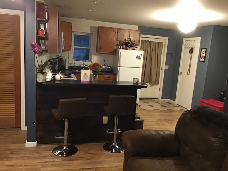 Country Cottage Retreat, Perfect Baseball Home, Short Drive Fields In Oneonta. - State of New York
