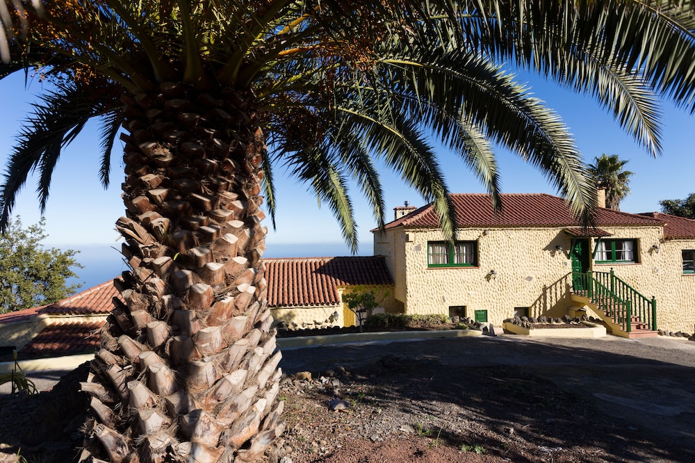 Secluded, Sunny, Cozy, Rural Casita La Brenda With Free Wifi & Open Fireplace - Tenerife