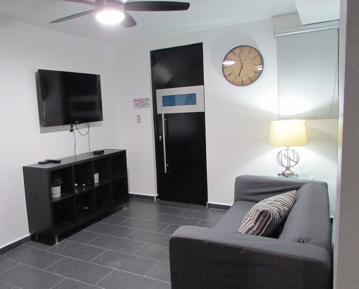 Cozy Apartment In Parguera - Lajas