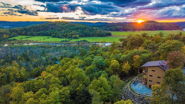 Le Bellevue Modern Lodge - Quebec