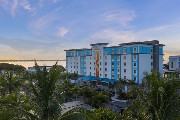 Compass Hotel by Margaritaville Reviews, Deals & Photos 2023 - Expedia