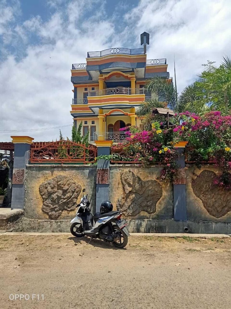 Fifawind Hotel Komodo - East Nusa Tenggara