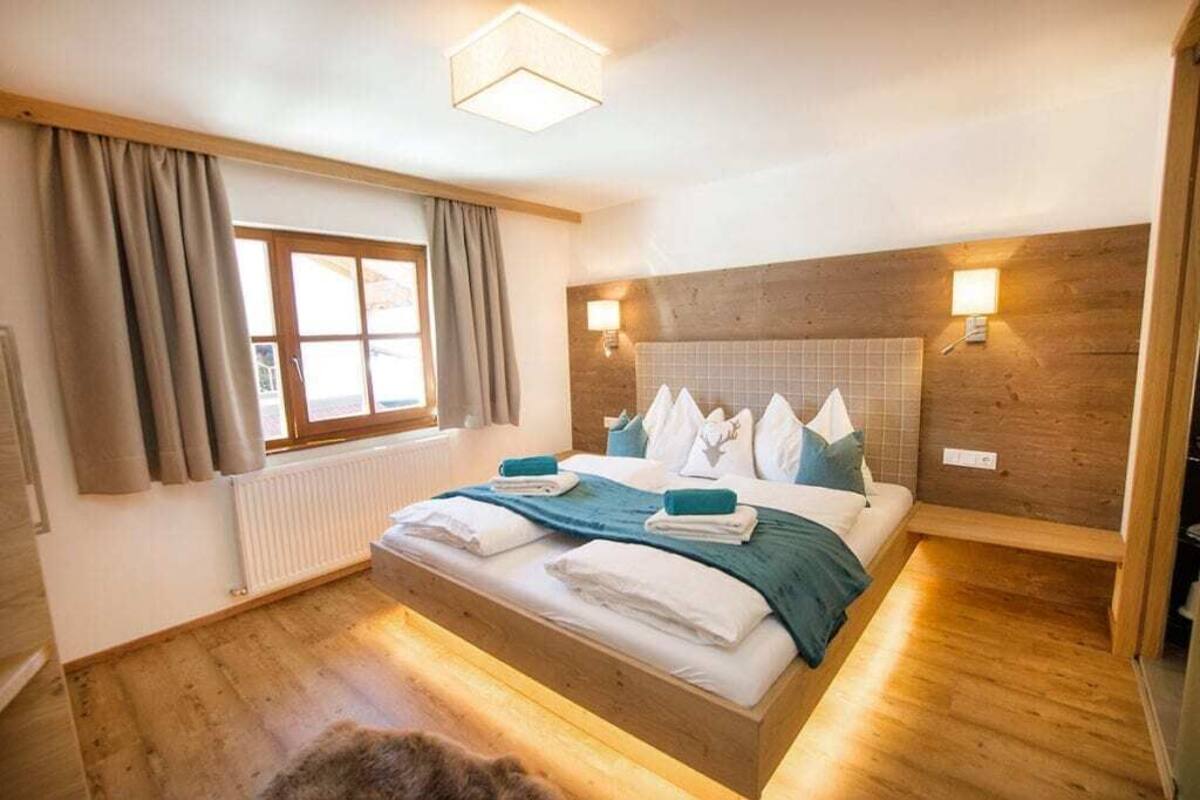Apartamento superior | Escrivaninha, quartos à prova de som, Wi-Fi de cortesia