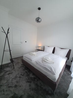 Apartamento Superior | Cofre no quarto, com decoração personalizada 