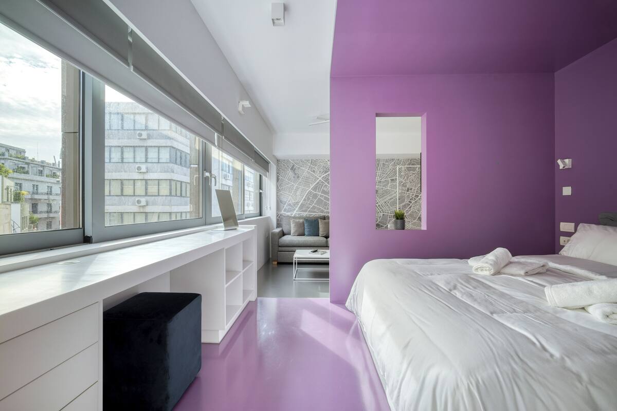 Apartamento, 1 quarto (Purple) | Lençóis de algodão egípcio, roupa de alta qualidade, cofre no quarto 