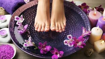 Sala(s) para tratamentos a casais, massagens musculares profundas