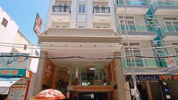 Fachada da propriedade