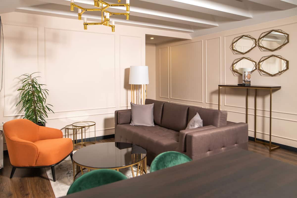 Apartamento Deluxe | Sala de estar | Televisor LED
