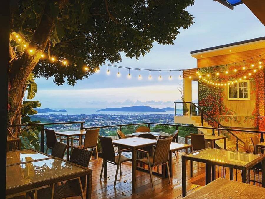 Café da manhã, almoço e jantar