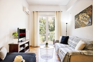 Apartamento | Sala | TV de ecrã plano