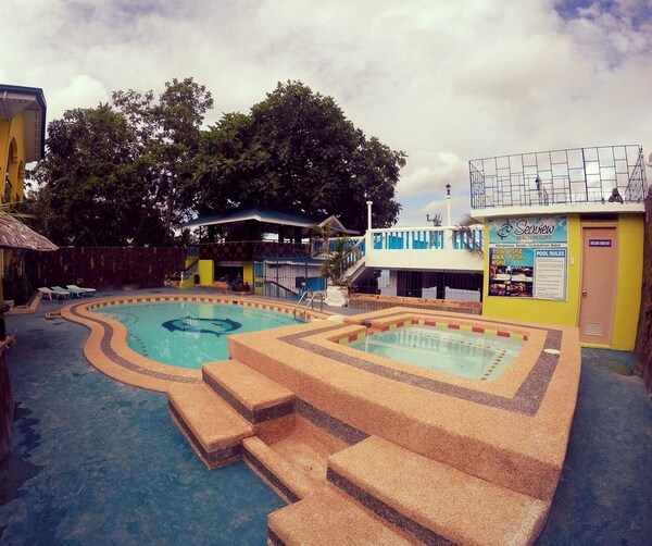 Seaview Beach Resort - Guindulman