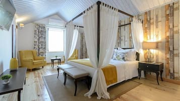Suite Deluxe, vista para o rio (Yellow) | 1 quarto, com decoração personalizada, com mobília individualizada