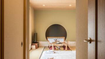 Quarto Tradicional (Deluxe Japanese Style) | Secretária, Wi-fi grátis, roupa de cama fornecida