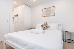 Apartamento Cidade, 1 quarto, não fumadores | 1 quarto, ferro/tábua de engomar, Wi-fi gr átis, roupa de cama fornecida 