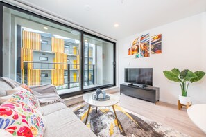 Apartamento Cidade, 1 quarto, não fumadores | Sala de estar | Smart TV, Netflix, serviços de streaming 