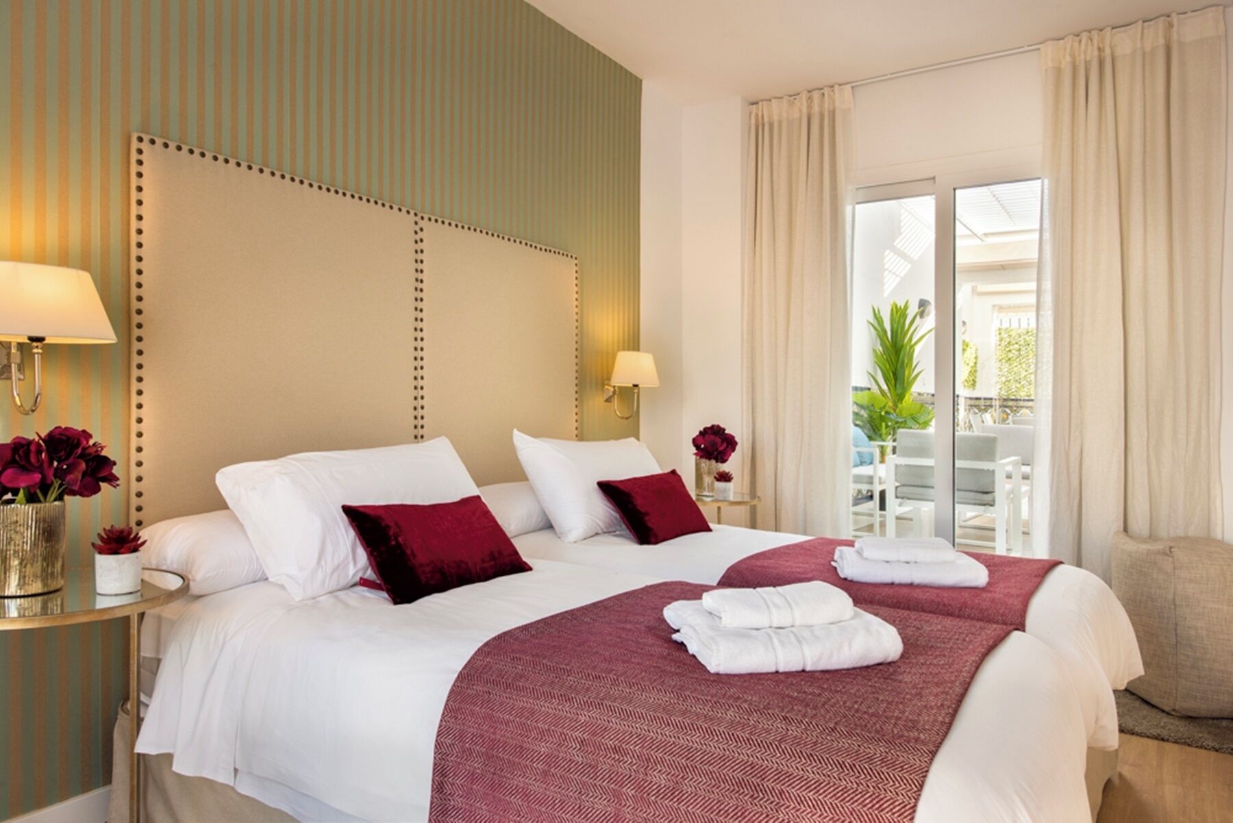 Apartamento (2 Bedrooms) | 2 quartos, ferros/tábuas de passar roupa, Wi-Fi de cortesia