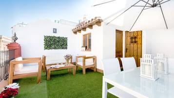 Apartamento (3 Bedrooms) | Terraço/pátio interior