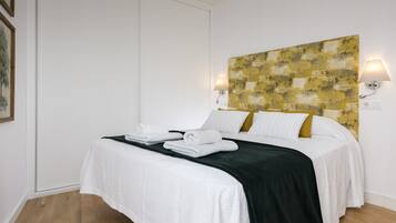 Apartamento (3 Bedrooms) | 3 quartos, ferro/tábua de engomar, Wi-fi grátis