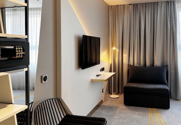 Holiday Inn - The Niu, Coin Frankfurt Ostend By Ihg - Offenbach