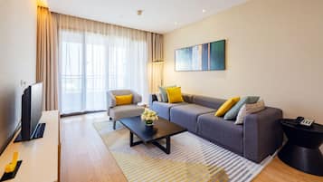Suite, 1 quarto, varanda (Dining) | 1 quarto, minibar, secretária