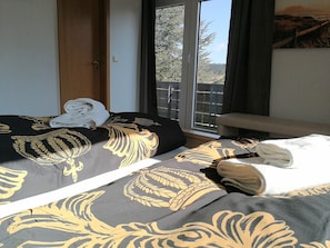 Apartamento, 2 quartos (incl. cleaning fee 65EUR/linen 15EUR) | 1 quarto, Wi-fi grátis, roupa de cama fornecida