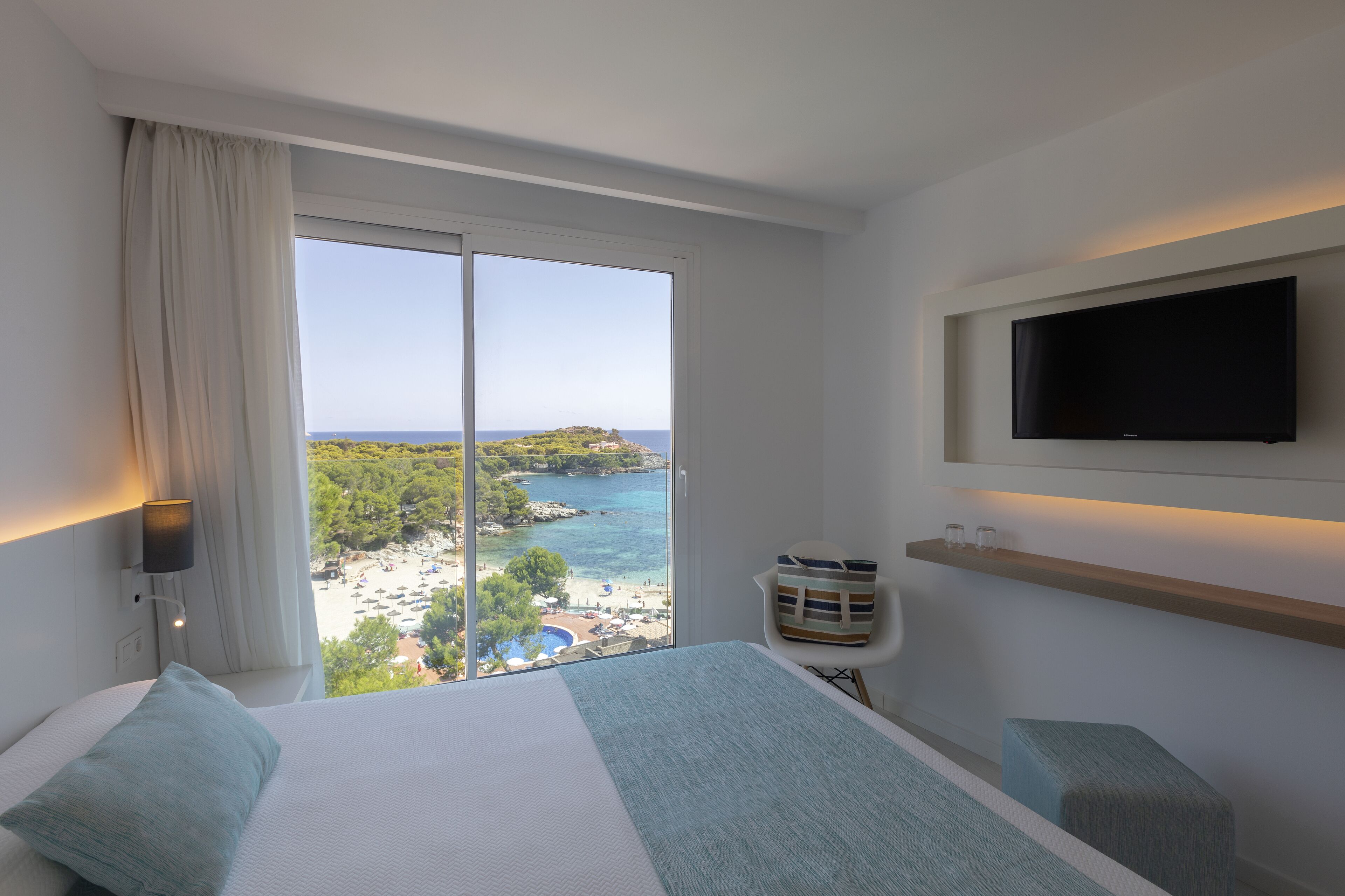 Alua Soul Carolina - Adults Only, Majorca Island: Info, Photos, Reviews ...