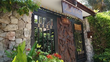 Fachada da propriedade