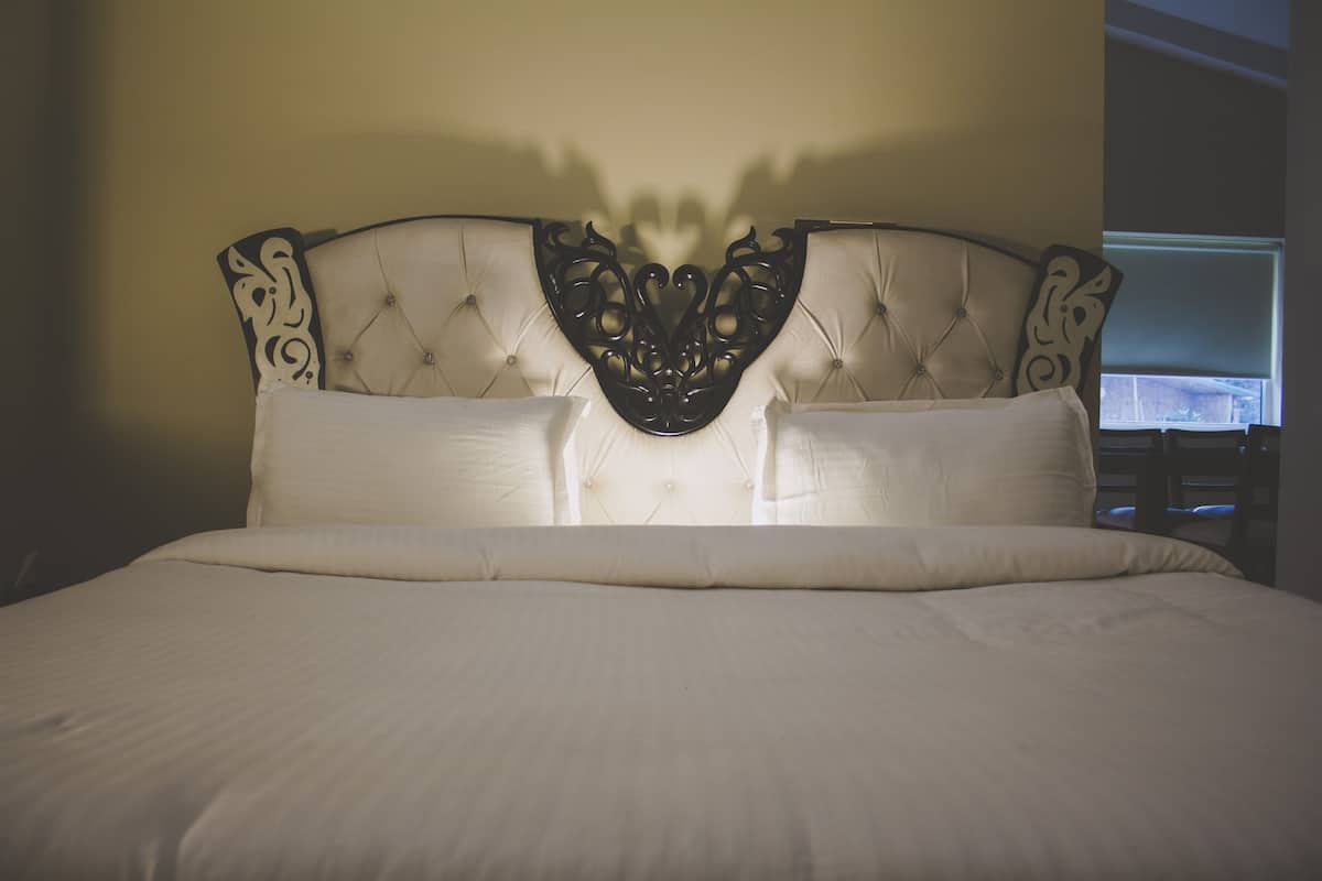 Quarto luxo, 1 cama King | Quartos à prova de som, Wi-Fi de cortesia