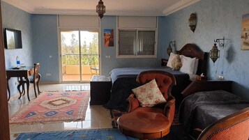 Suíte estúdio panorâmica | Cortinas blackout, quartos à prova de som, ferros/tábuas de passar roupa