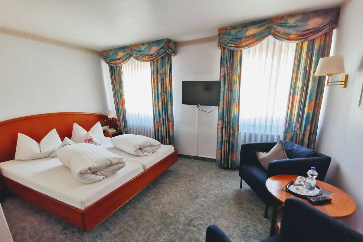 Quarto Duplo Standard | Wi-fi grátis, roupa de cama fornecida