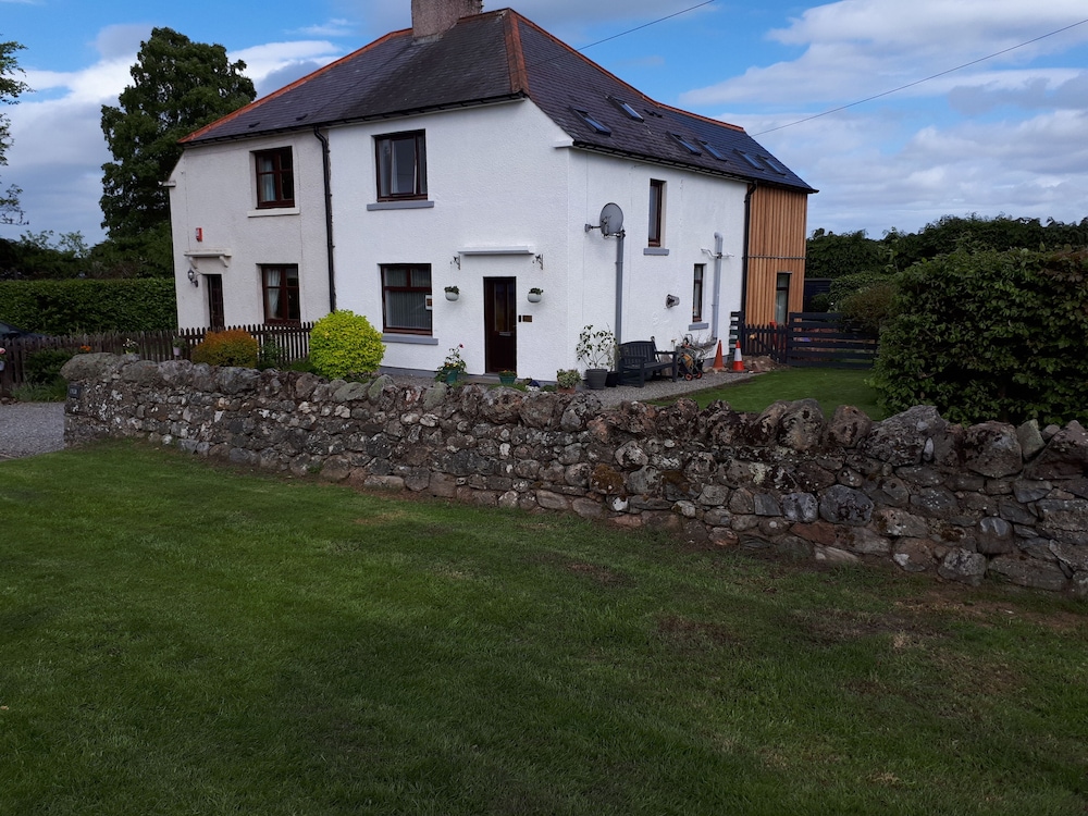Lycia Rooms + - Inverness