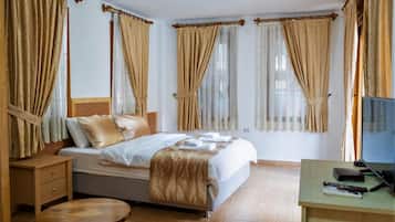 Suíte estúdio | 2 quartos, roupas de cama premium, individualmente decorados