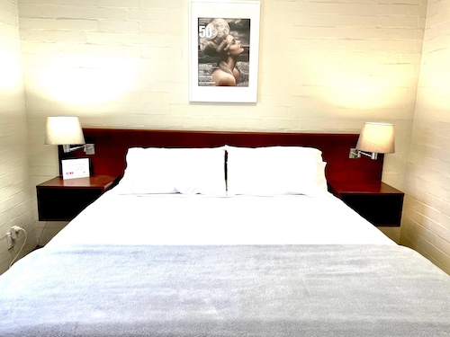 Subiaco Village Con Piscina, Barbacoa Y Spa - Estacionamiento Gratuito Y Wifi - Dos Habitaciones - Perth