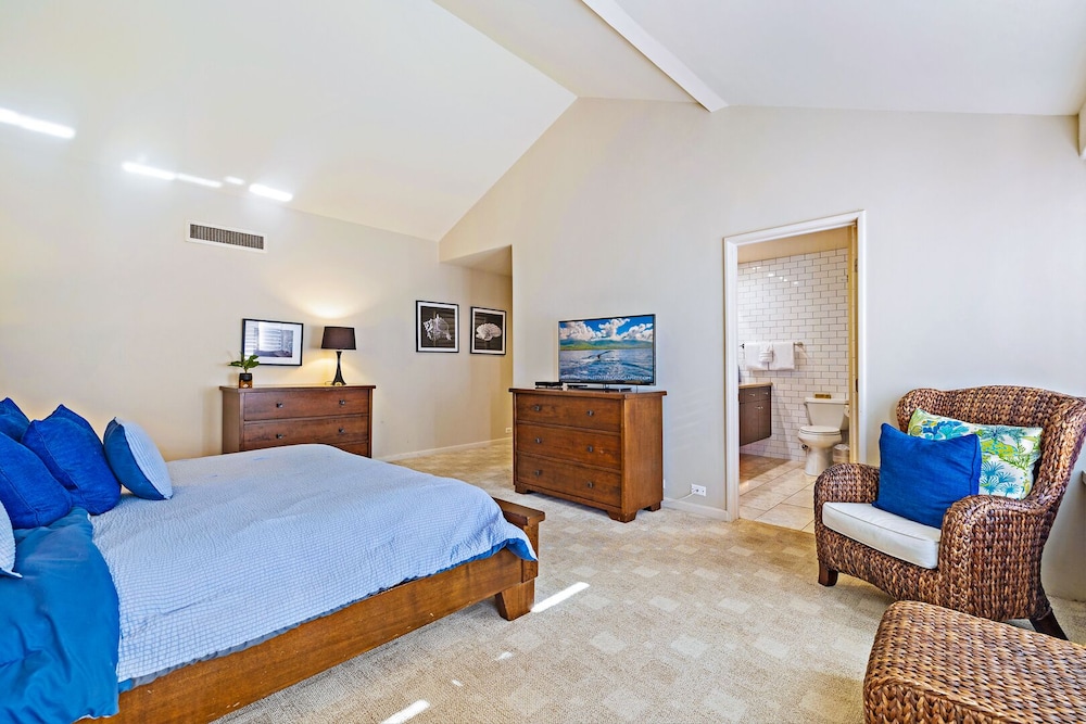 This Relaxing Golf Course Home Is Calling You! - Lahaina, HI