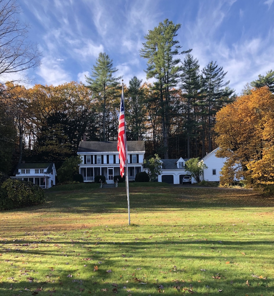 Aiken Manor B&b - New Hampshire