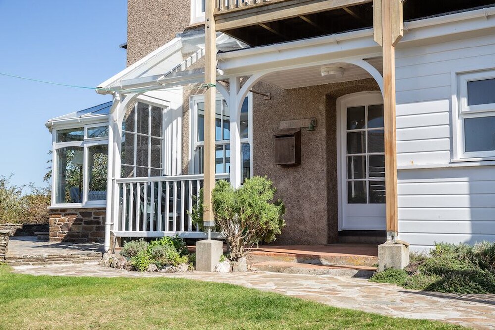 Sherriffs, Bantham In S.devon, 5 Min Walk To Beach - Hope Cove