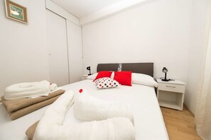 1 quarto, ferros/tábuas de passar roupa, Wi-Fi de cortesia