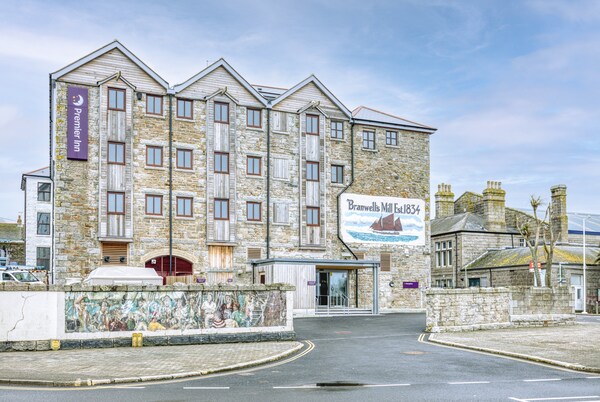 Premier Inn Penzance - Penzance