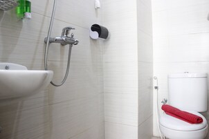 Quarto | Banheiro | Chuveiro, toalhas de banho