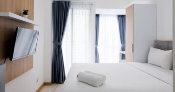 Quarto | 1 quarto, secretária, Wi-fi grátis, roupa de cama fornecida