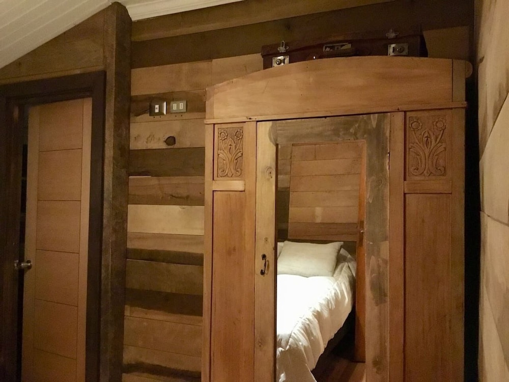 Belle Maison Allemande Traditionnelle Rénovée Au Bord Du Lac - Frutillar