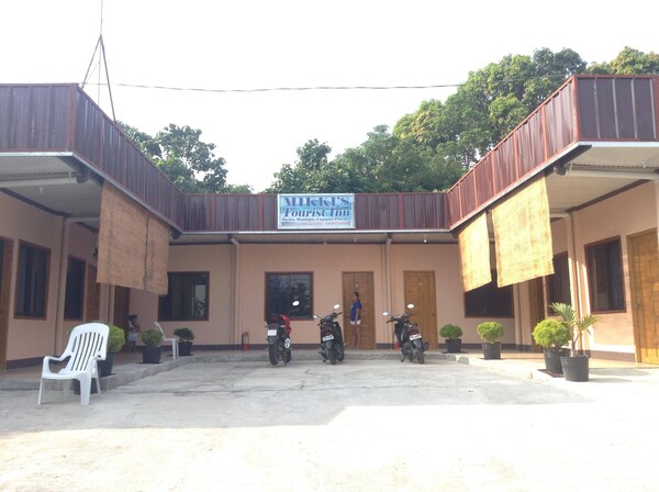 Mikki's Tourist Inn - Mambajao