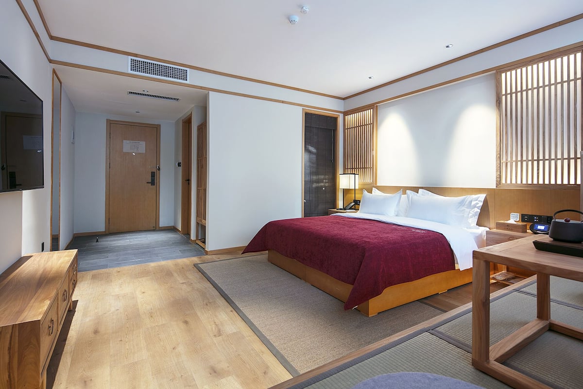 Quarto casal standard | 1 quarto, Wi-Fi de cortesia, roupa de cama