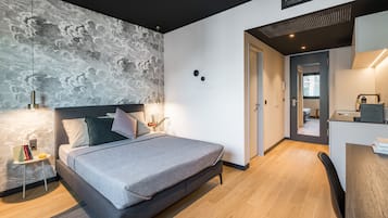 Estúdio design (S) | Cofres nos quartos, escrivaninha, quartos à prova de som