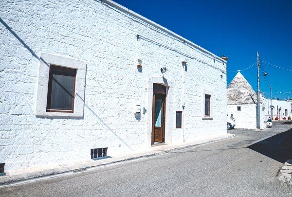 Trullieu Guesthouse - Alberobello