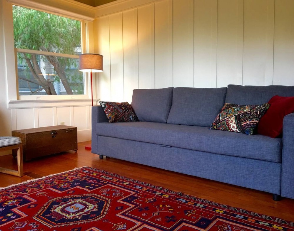 Modern And Stylish Flat - Berkeley, CA