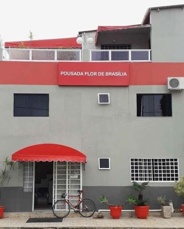 Pousada Flor de Brasília, Brasília: Reservas a preços incríveis ...